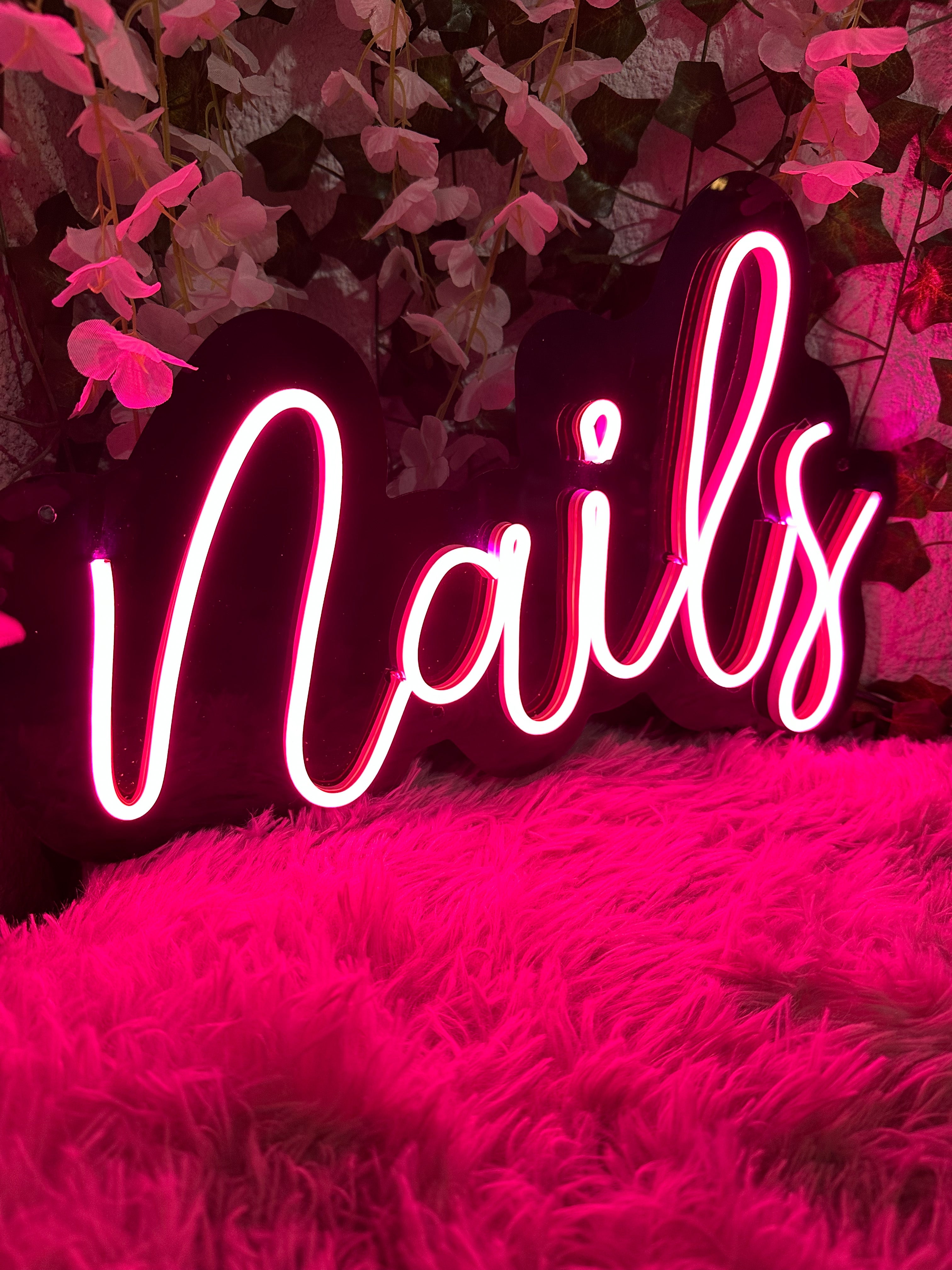 Letrero Neon Nails – PudStore